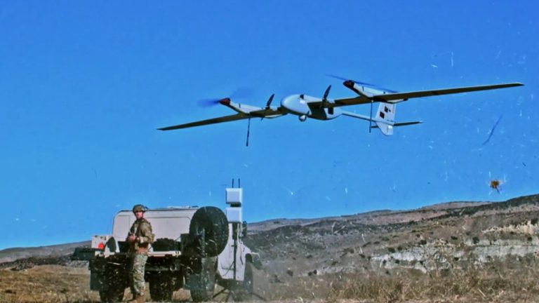 P550, the new US drone for reconnaissance and attack that drops guided ...